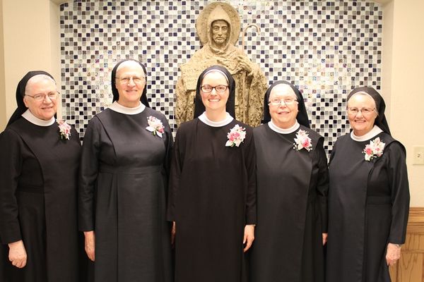 First Monastic Professsion : Photo Gallery : Vocations : Missionary ...