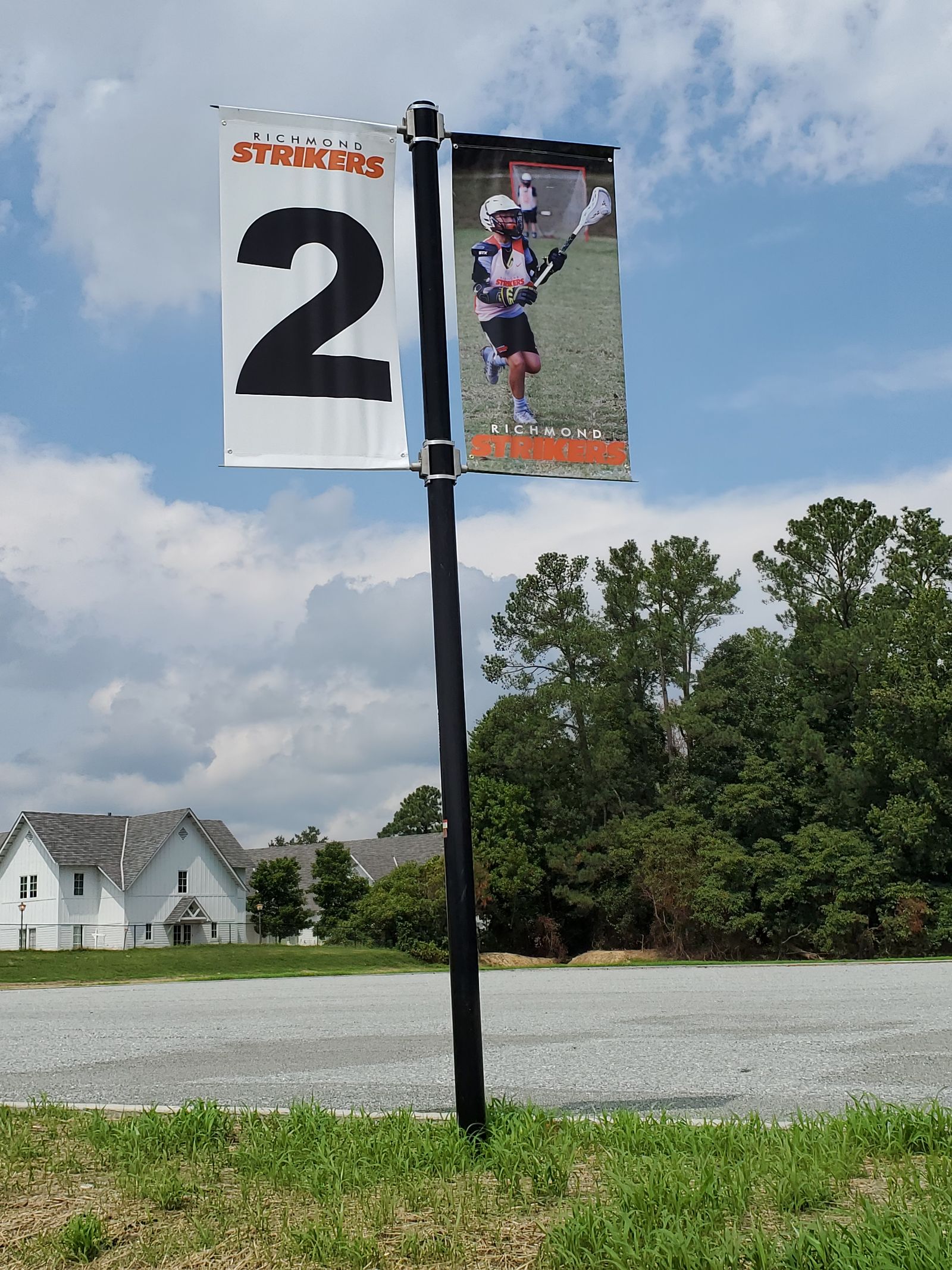 Outdoor Signs : Portfolio : Dominion Sign Co