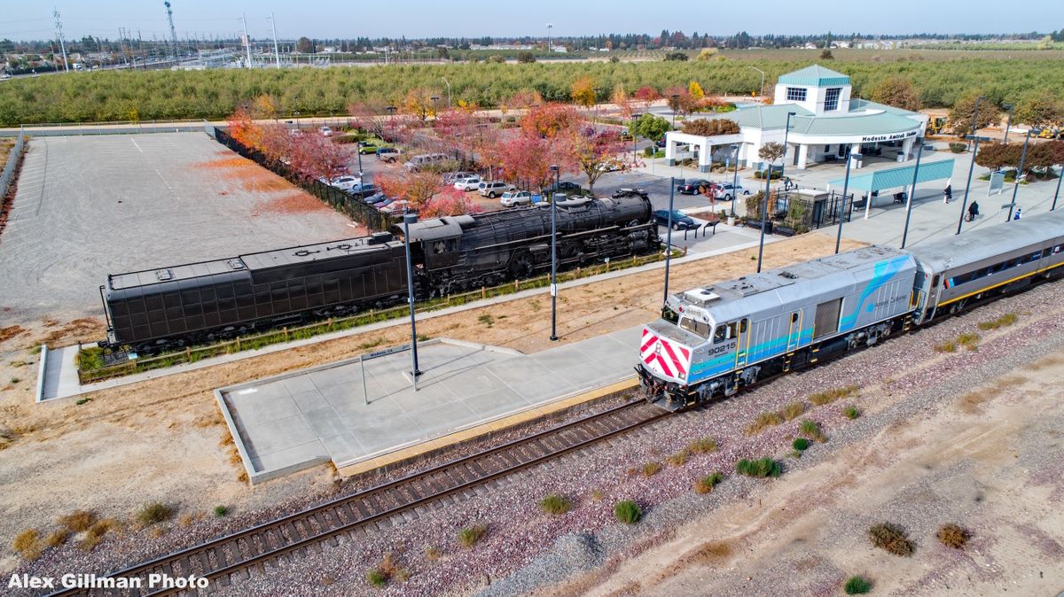 Visiting An Old Friend...ATSF 2921 : FROM THE YARD : NEWS : San ...