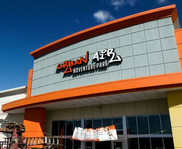 Taylor Sign & Design: Channel Letters Raceway Mounted Gallery