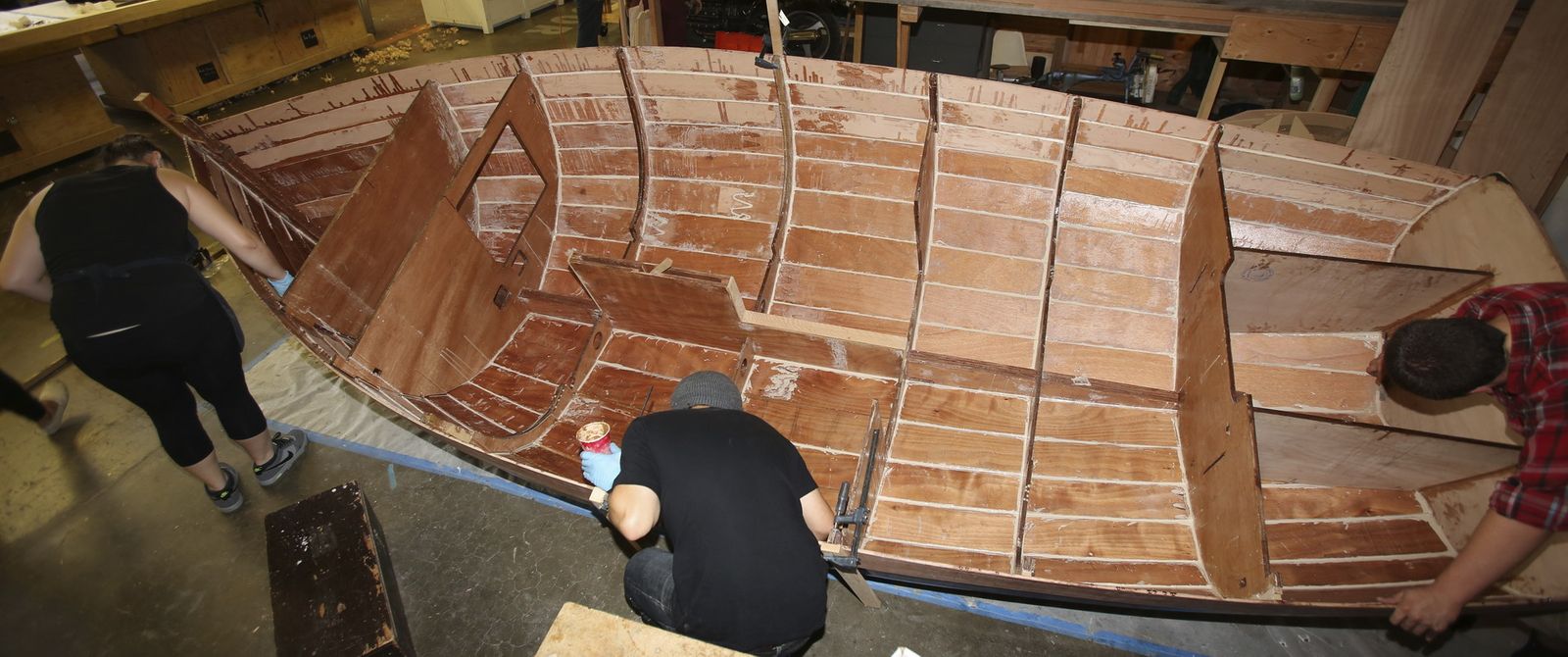 Sponsor a boat : How To Help : Wind & Oar Boat School