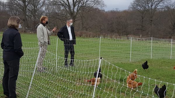 Congressman Brian Fitzpatrick Visits Snipes Farm & Education Center ...