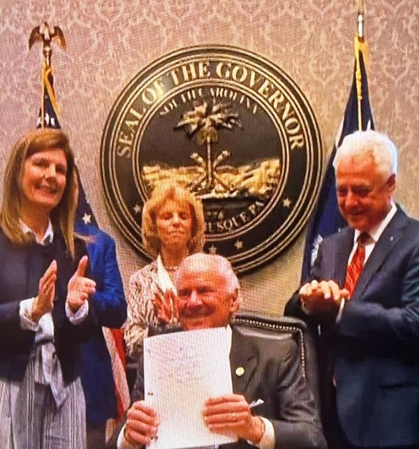 Painted, Wood and Metal 3-D State Seal Wall & Podium Plaques