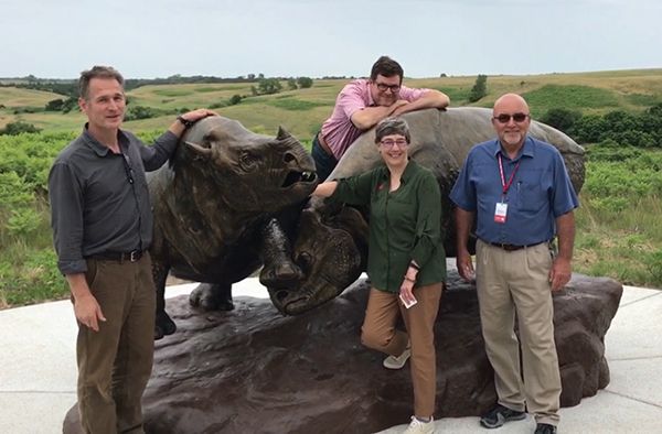Gary Staab Sculptures : Ashfall Fossil Beds