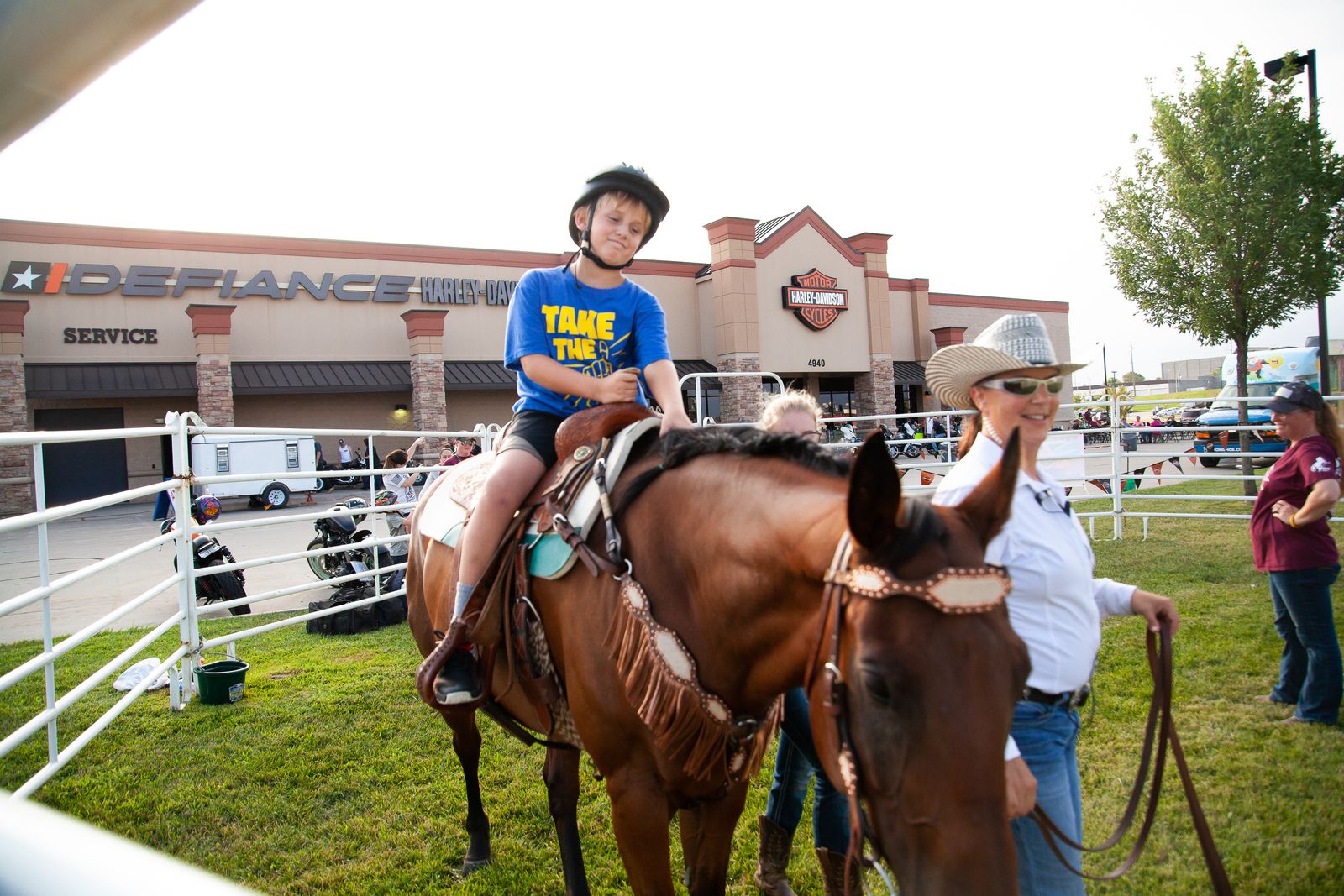 Pictures : Scott Helmer Concert : Victory Riding Academy