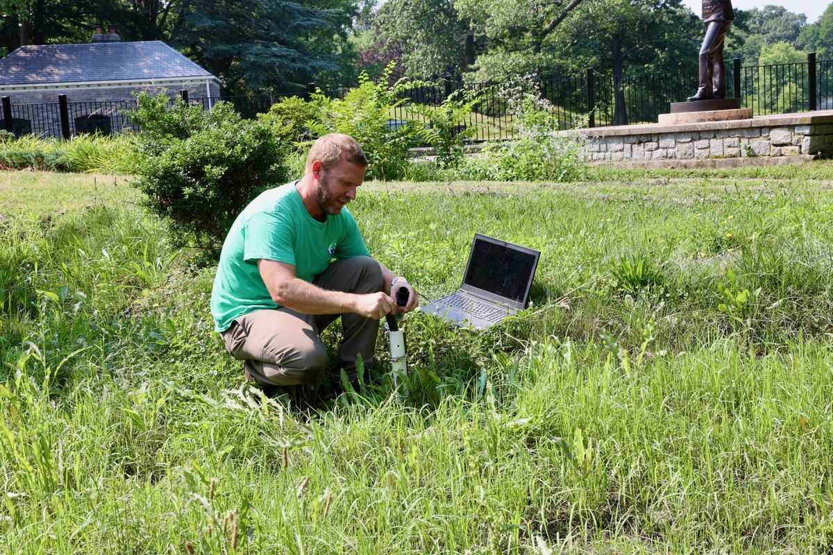 Poison in Our Ponds | The Audubon Society of Rhode Island
