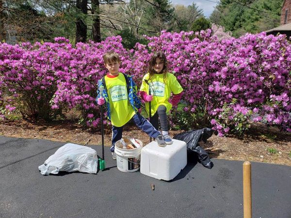 Prevent and clean up litter in your Massachusetts community