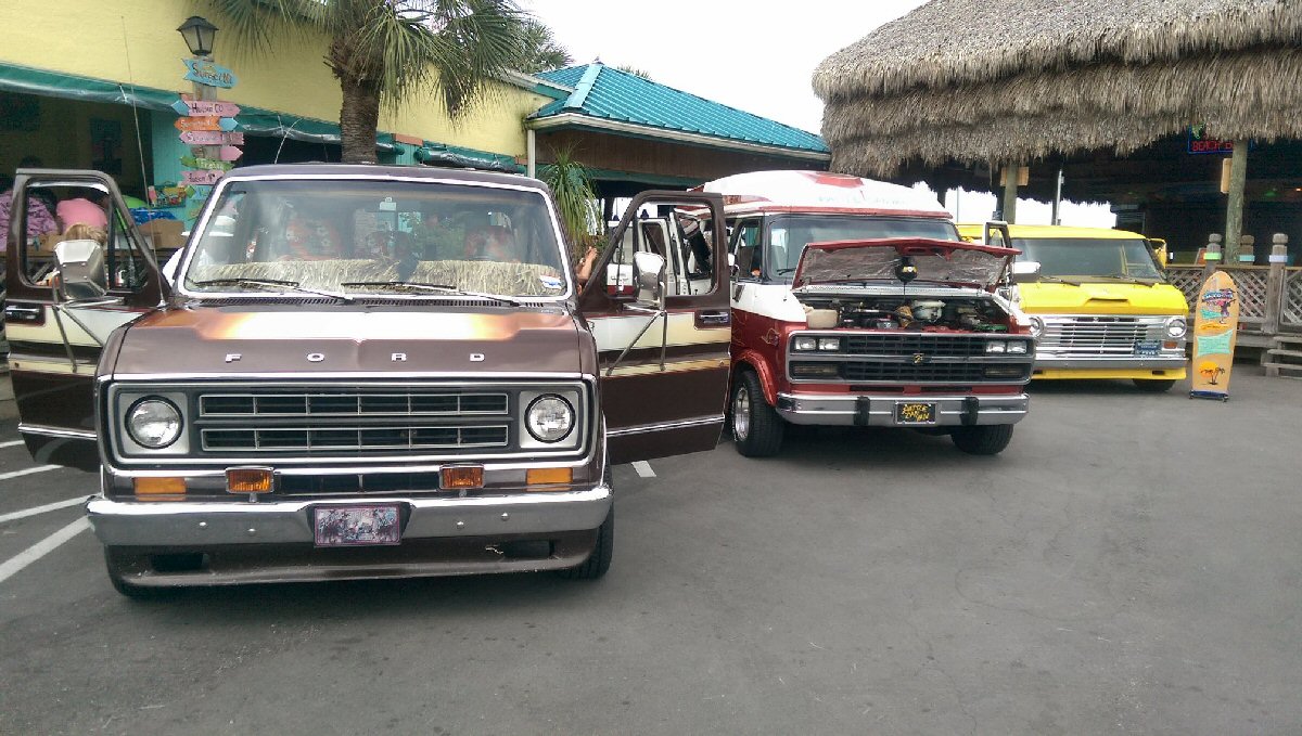 Museum of Vanning : Visit : Photo Gallery : 2nd Annual Tax-Relief Van ...