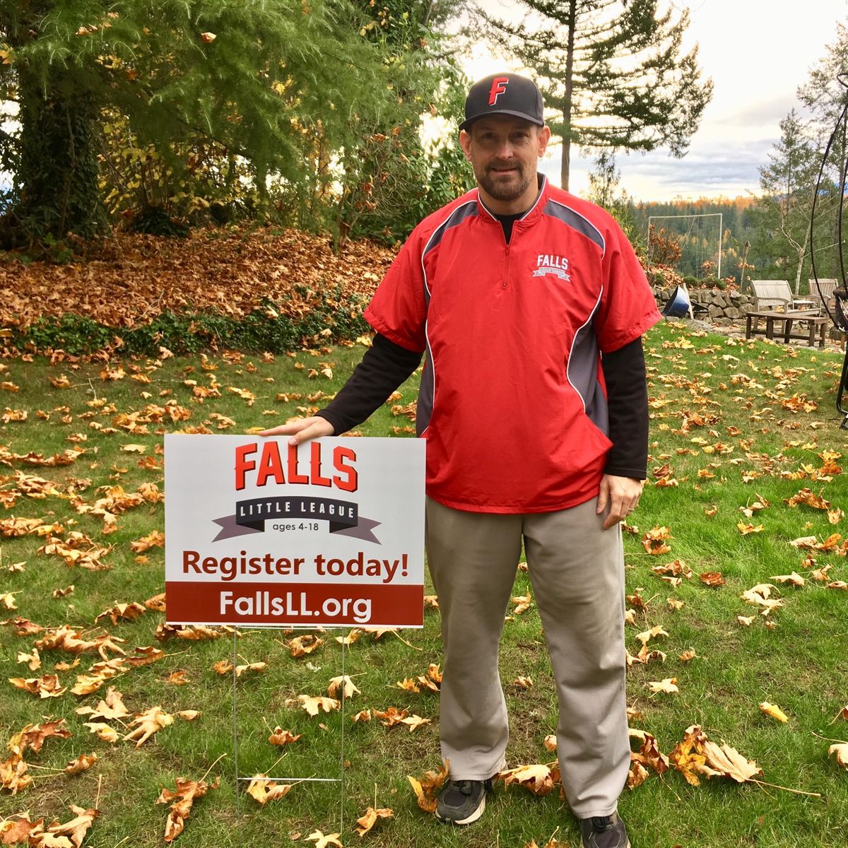 Signage | Poster | Banners | Pop-up stand | Minuteman Press | Redmond, WA