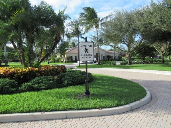 Street Signs | Florida Sign Company | Boca Raton & Melbourne