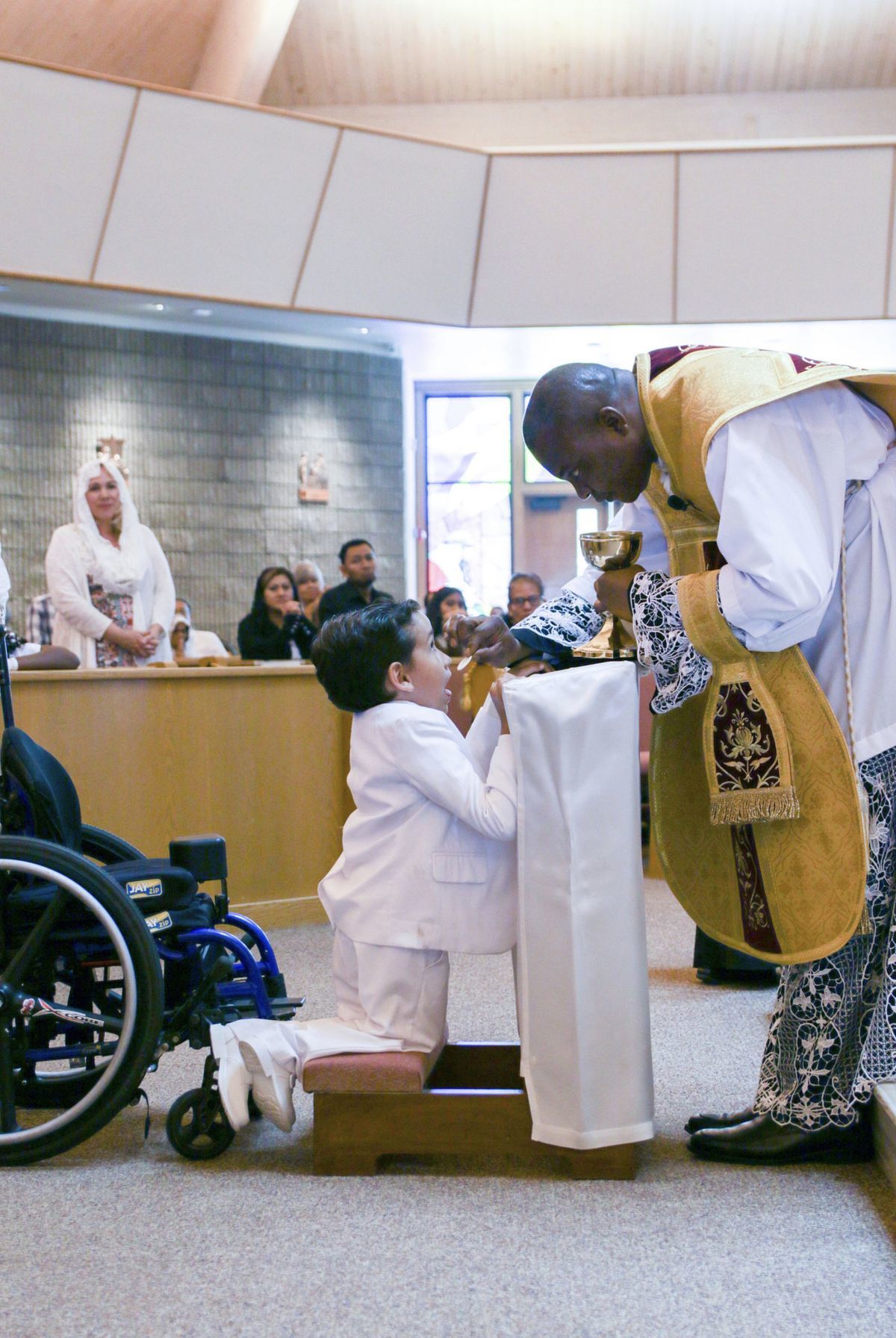 Congregation for the Latin Mass grows to include 11 first communicants ...