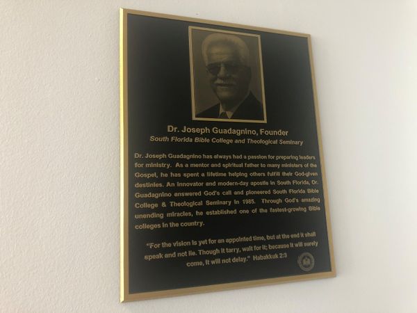 Custom Plaques | Florida Sign Company | Boca Raton & Melbourne