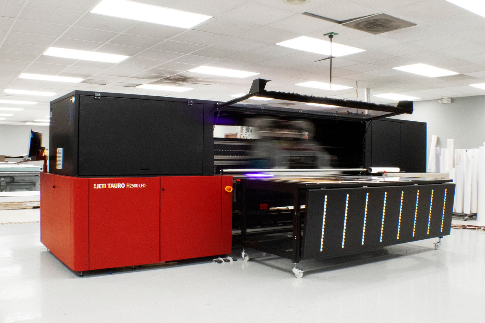 Large Format Durable Digital Printing | Kansas City | LARGEPRINTING.COM