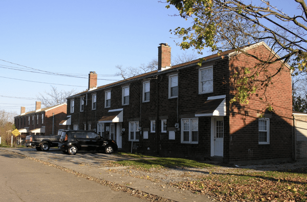 Mission & History : Who We Are : Mooncrest Neighborhood Programs