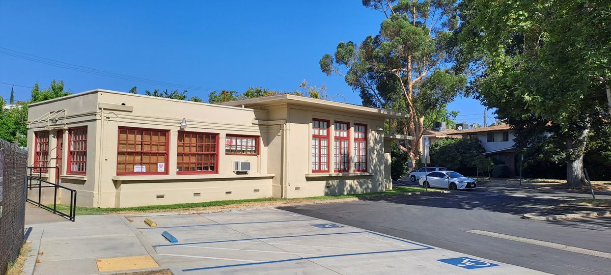 Locations : Who We Are : WarmLine Family Resource Center
