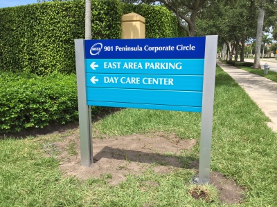 7 Must-have Exterior Directory & Wayfinding Signs in any commercial ...