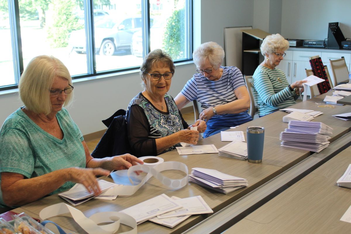 Newsletter for the Henry County Senior Center in Napoleon, Ohio