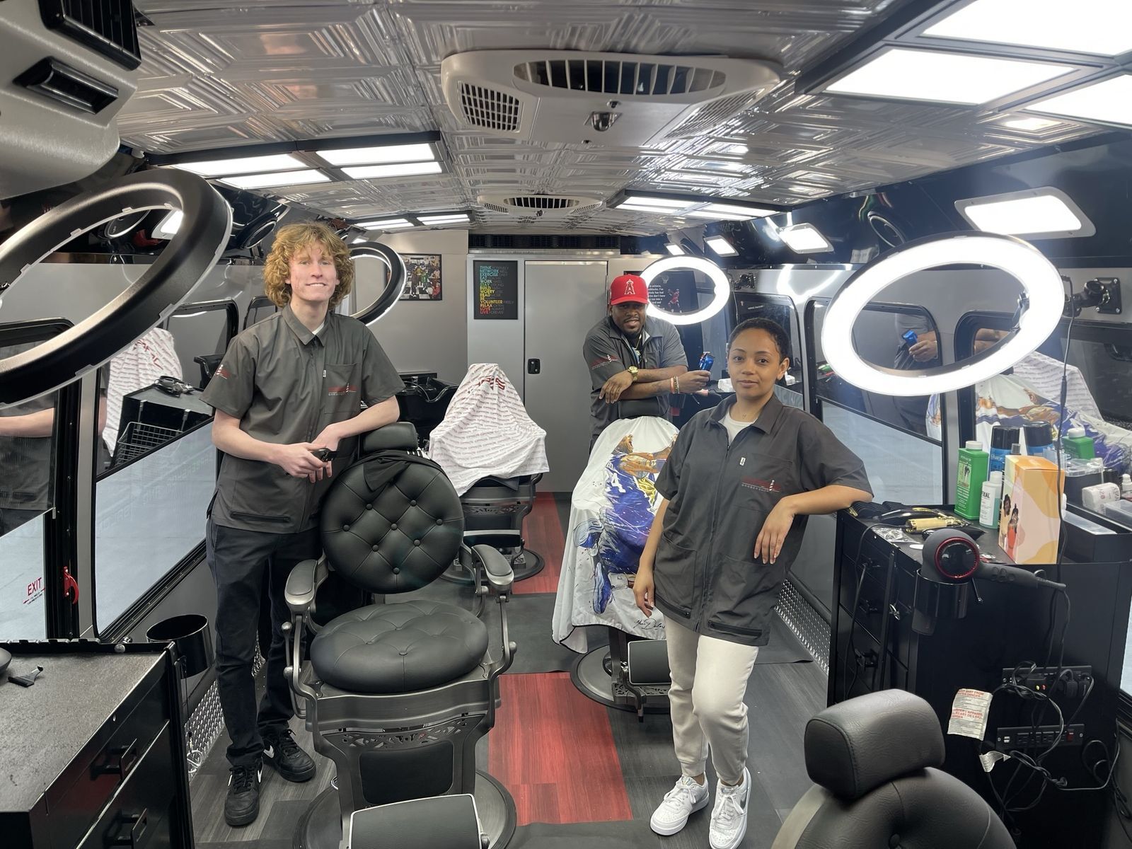 Become a Barber Mentor : Take Action : Visionary Youth