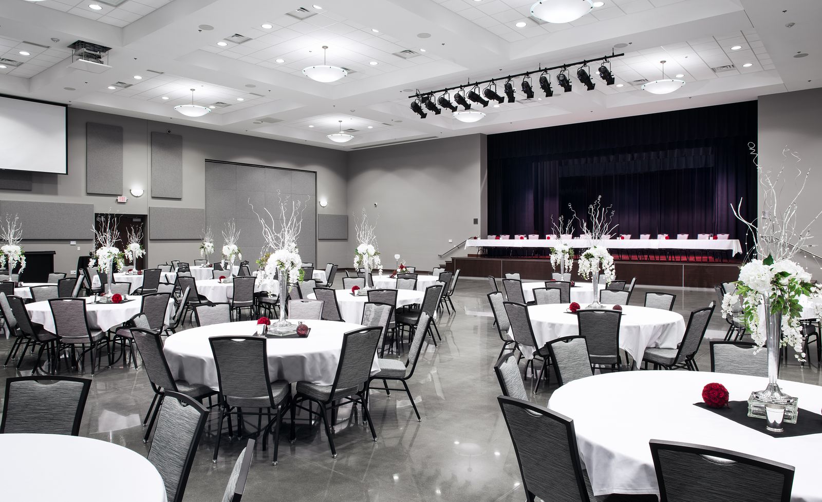 Floor Plans & Capacity : Amenities : Holthus Convention Center