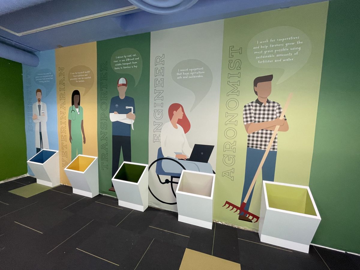 Here We Grow : Onsite Exhibits : Exhibits : Lincoln Children’s Museum